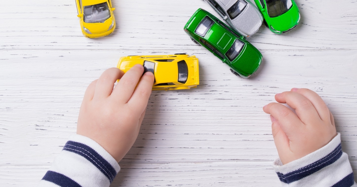 Left Handed Babies How To Raise A Happy Left Handed Child left-handed-babies-how-to-raise-a-happy-left-handed-child